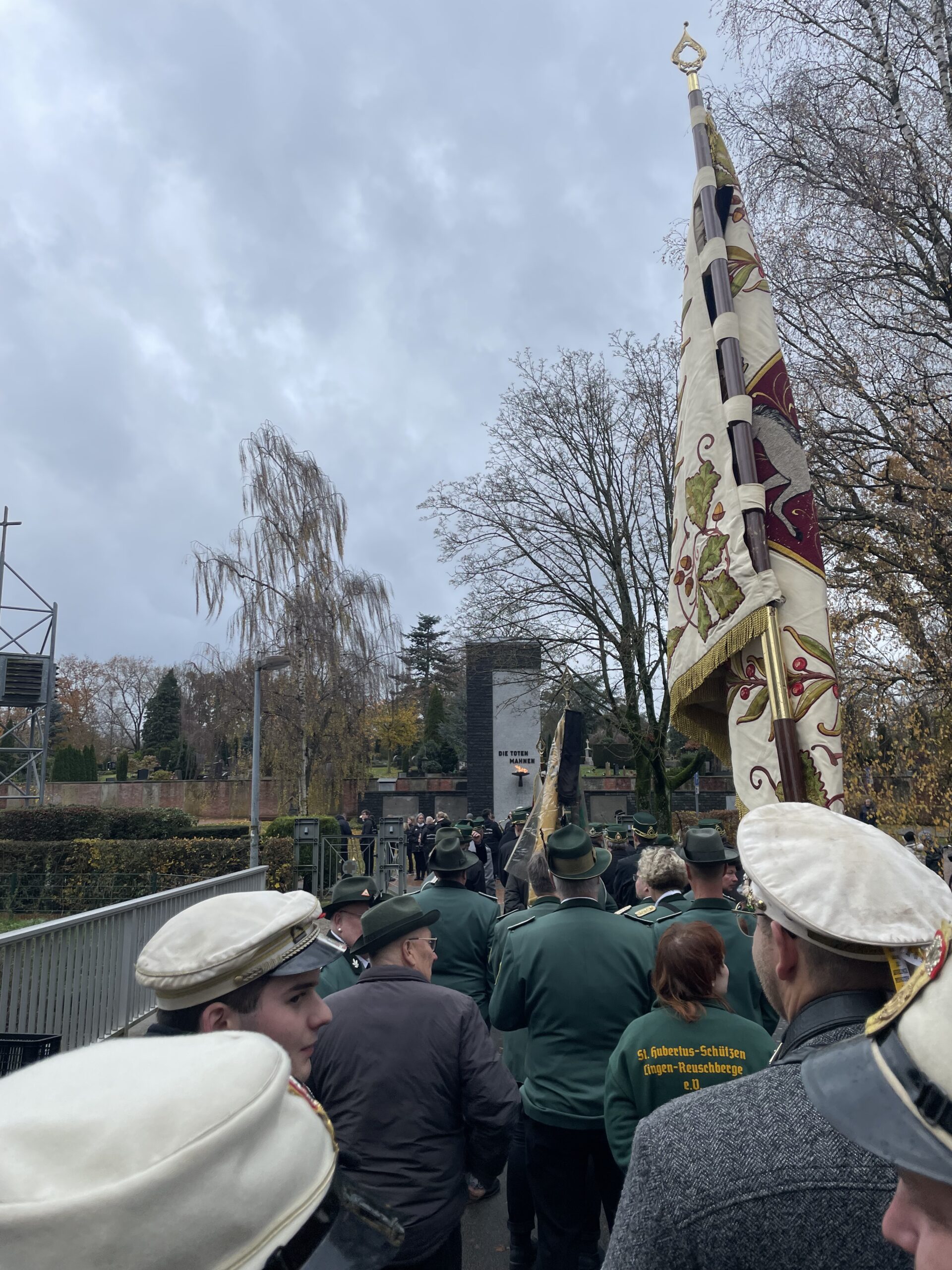 Kranzniederlegung zum Volkstrauertag - Kivelinge